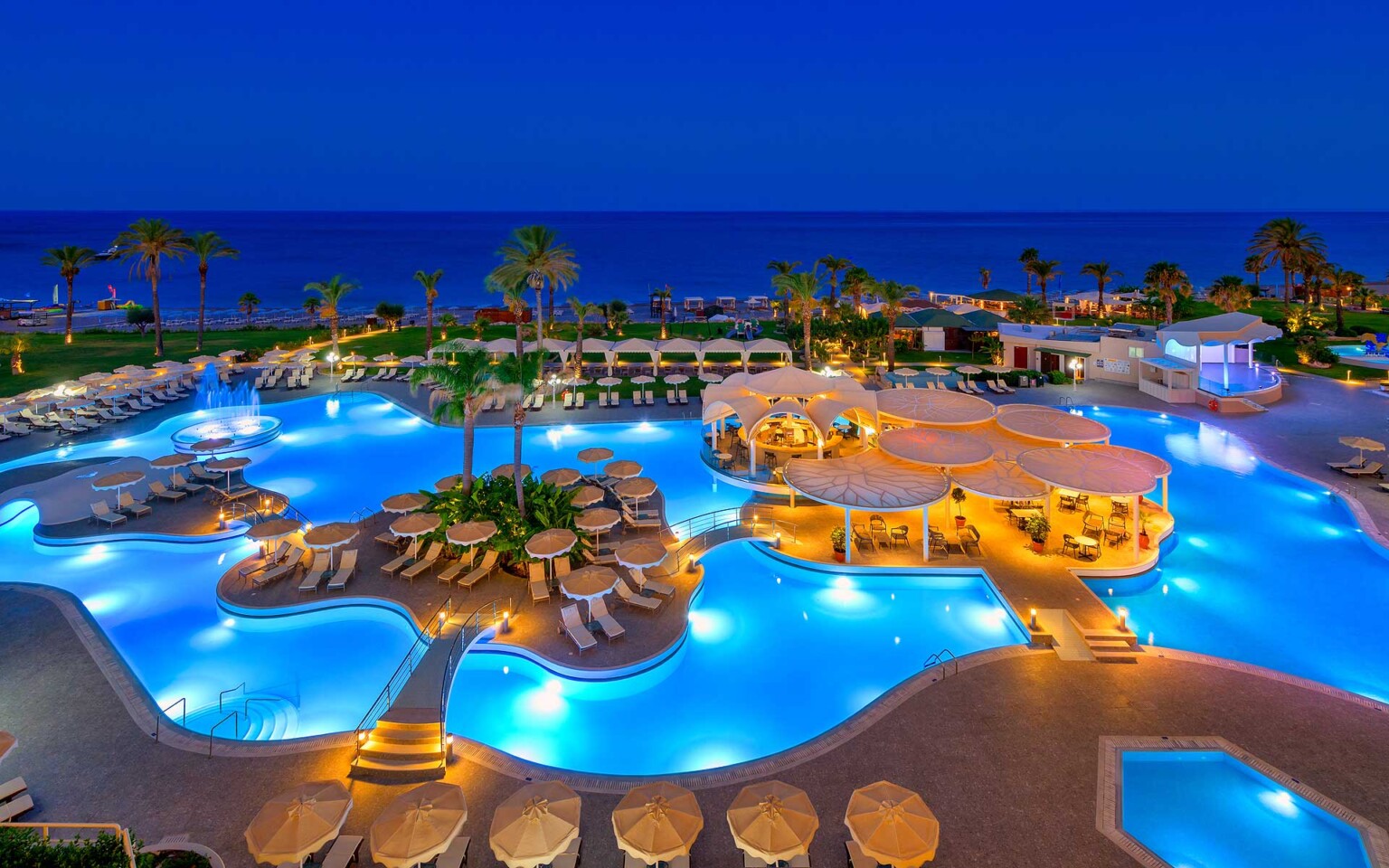 Rodos Palladium Hotel | 5 star Luxury Beachfront Hotel in Rhodes
